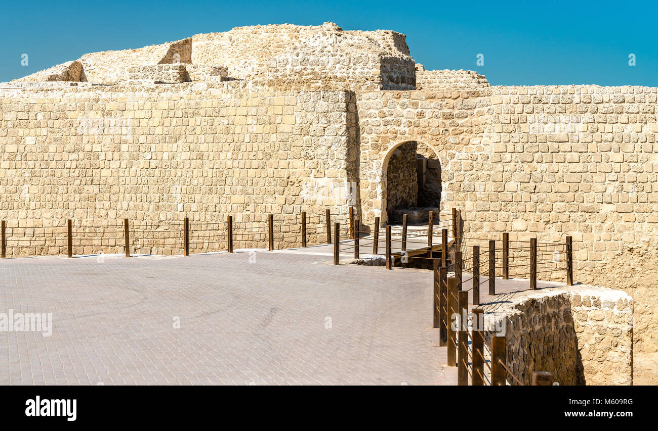 Entrance to Bahrain Fort or Qal'at al-Bahrain. A UNESCO World Heritage ...