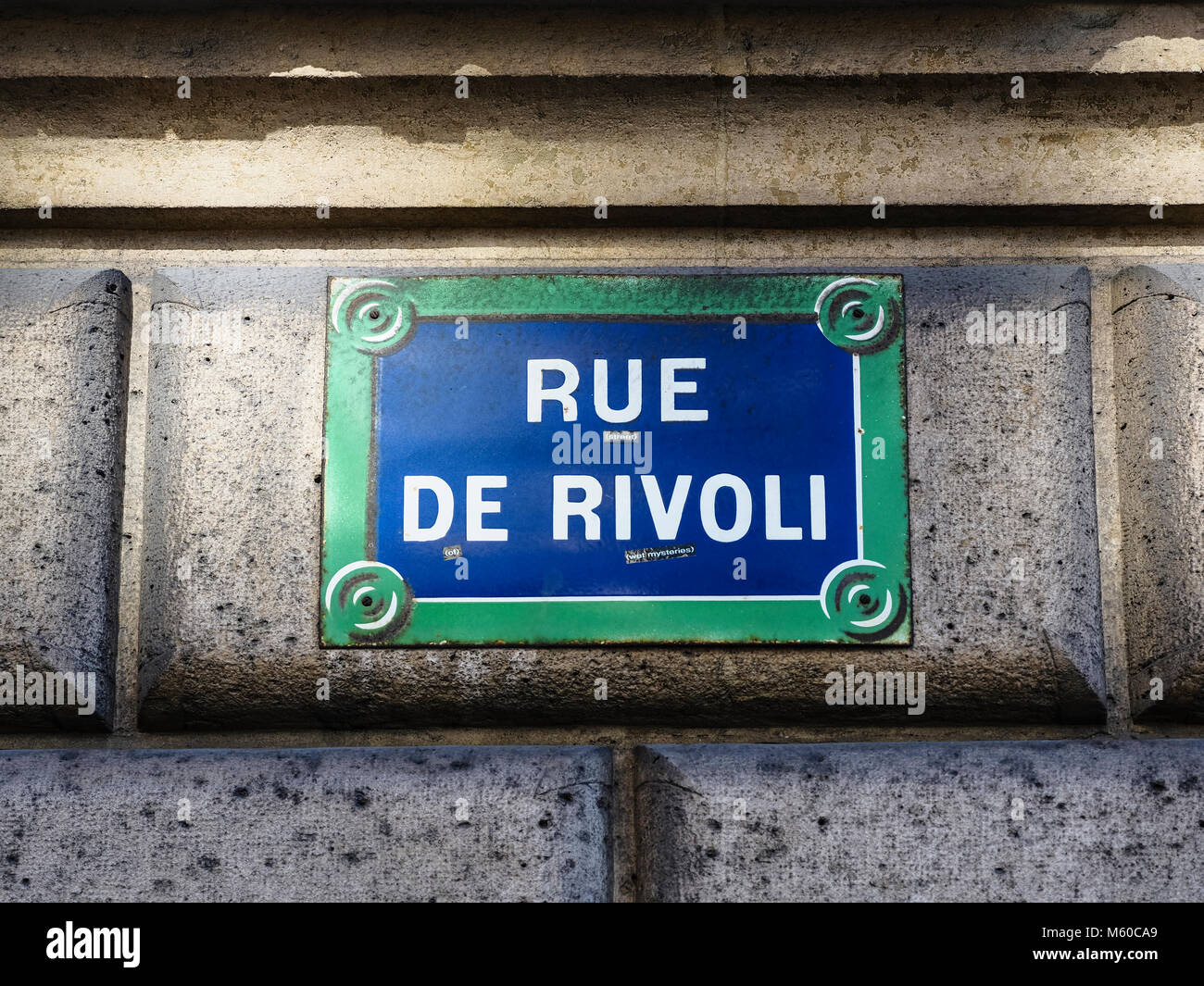 Rue de rivoli paris street sign hi-res stock photography and images - Alamy