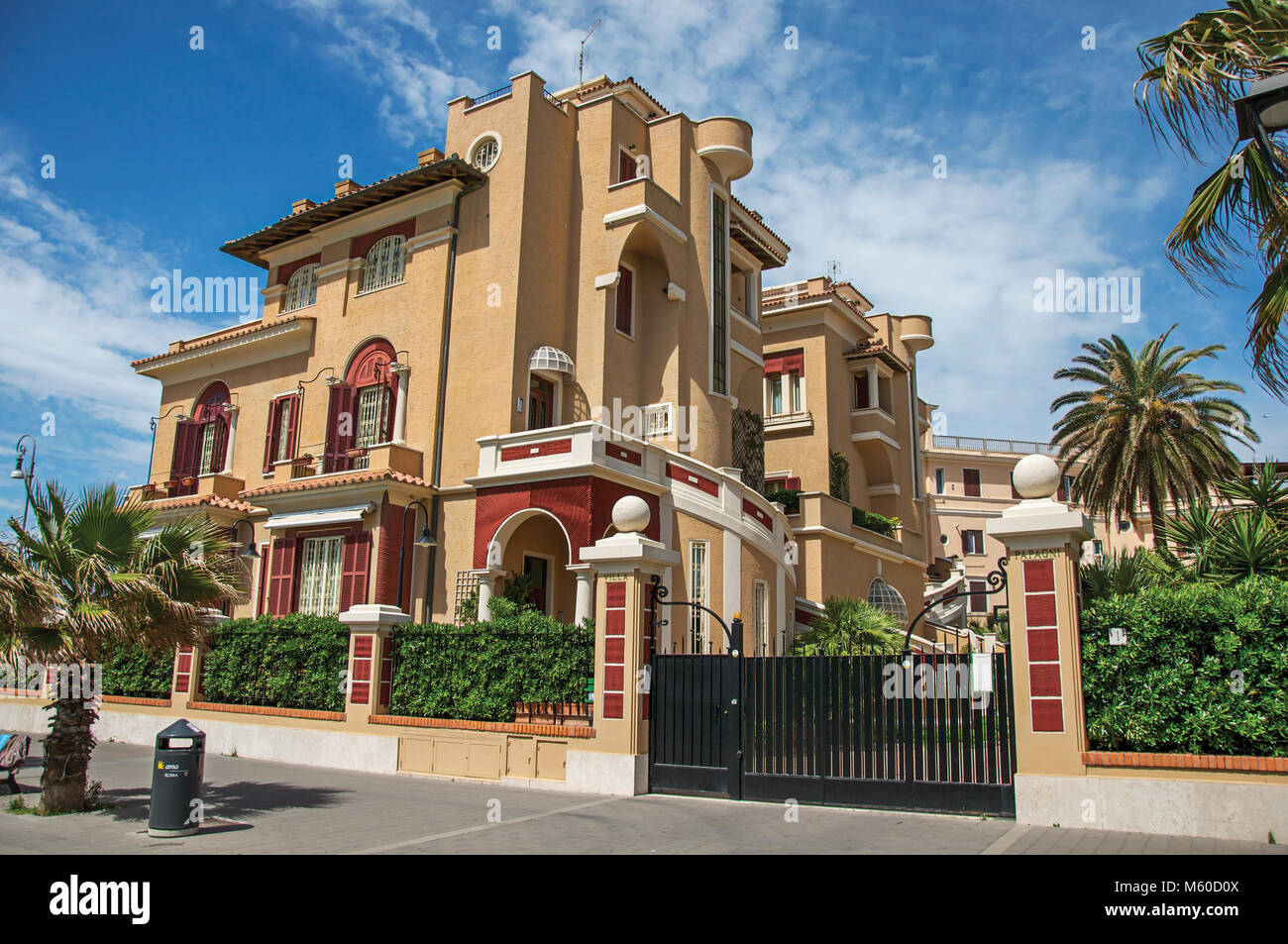 Ostia town square hi-res stock photography and images - Alamy