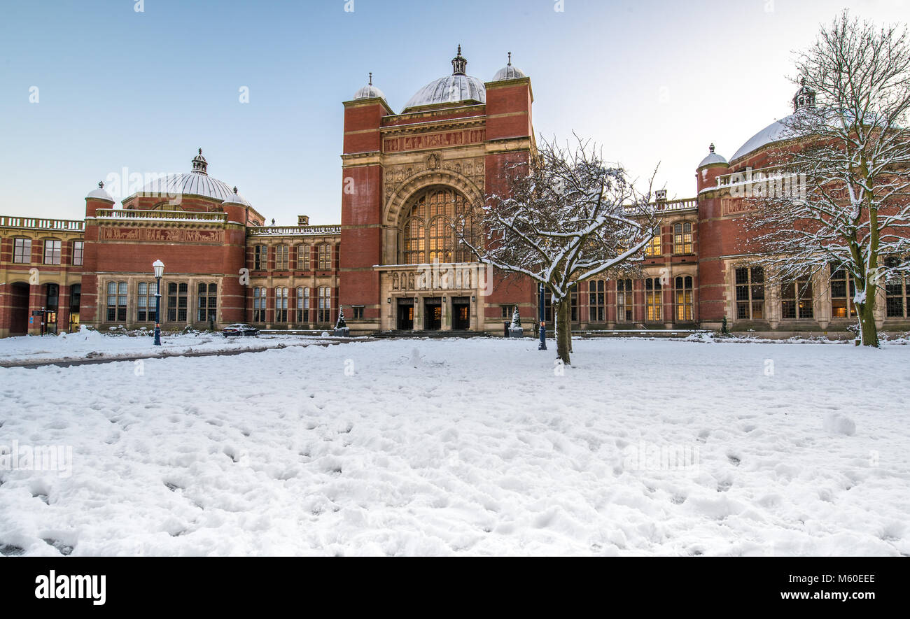 Birmingham winter hi-res stock photography and images - Alamy