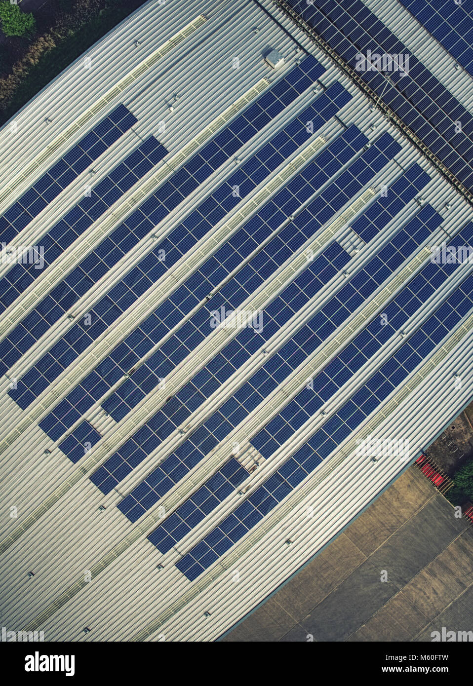 Solar panels rooftop aerial hi-res stock photography and images - Alamy