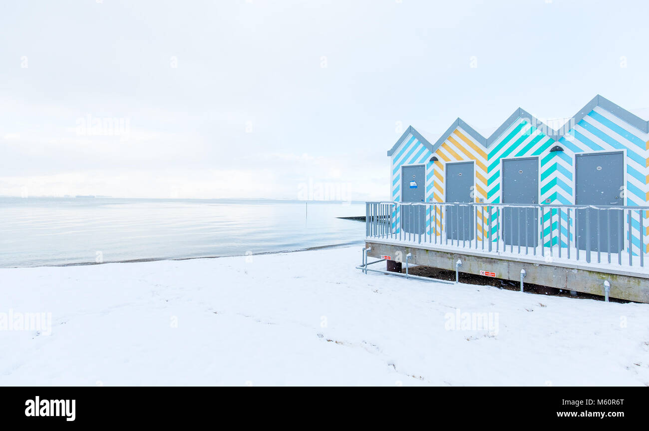 Three shells southend hi-res stock photography and images - Alamy