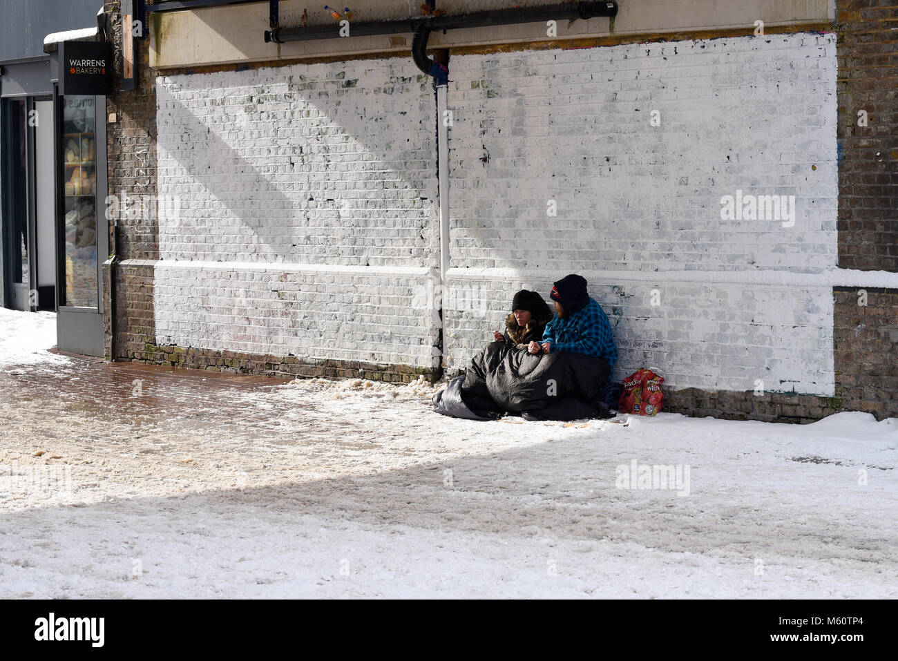 Winter homelessness homelessness hi-res stock photography and images ...