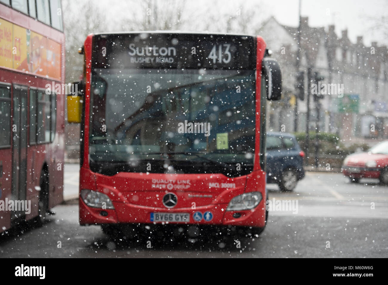 Morden, Surrey, UK. 27 February 2018. Heavier snow flurries falling at ...