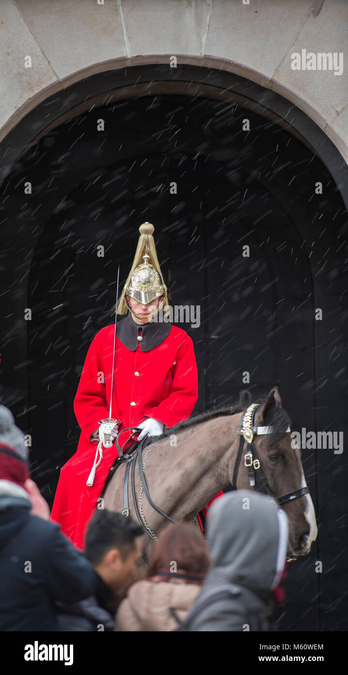 Guard duty horse guards entrance hi-res stock photography and images ...