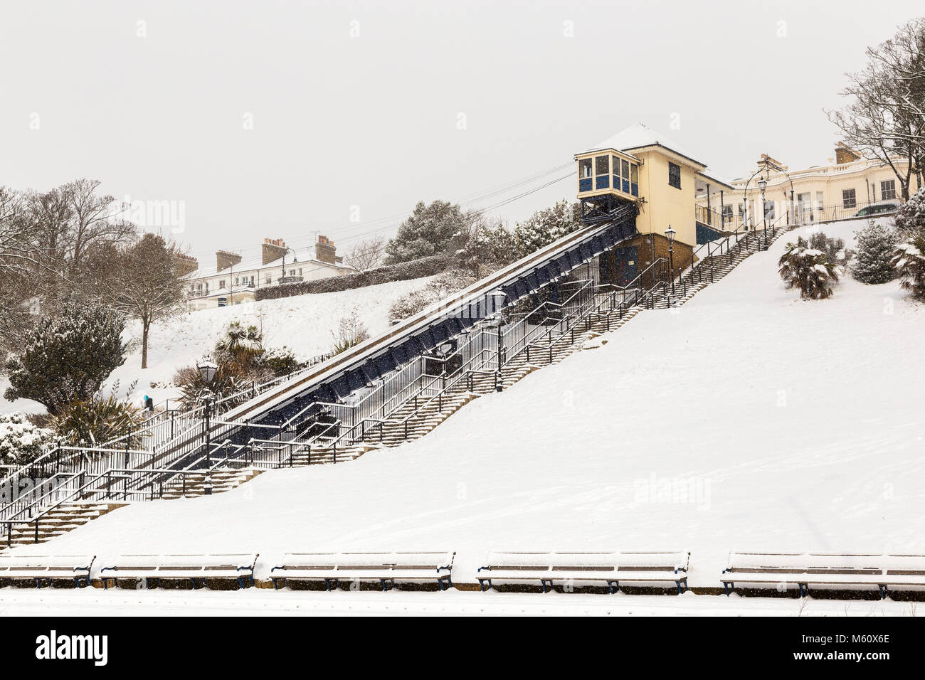 Southend cliff lift southend on sea hi-res stock photography and images ...