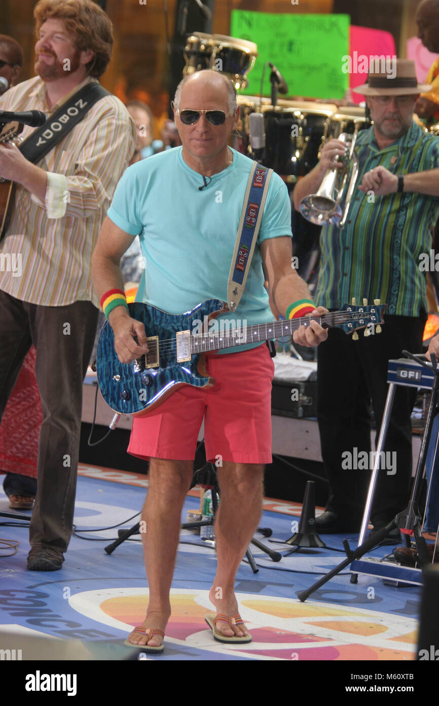 CelebrityArchaeology.com 2006 FILE PHOTO JIMMY BUFFETT Photo to By John Barrett-PHOTOlink. Photo ...