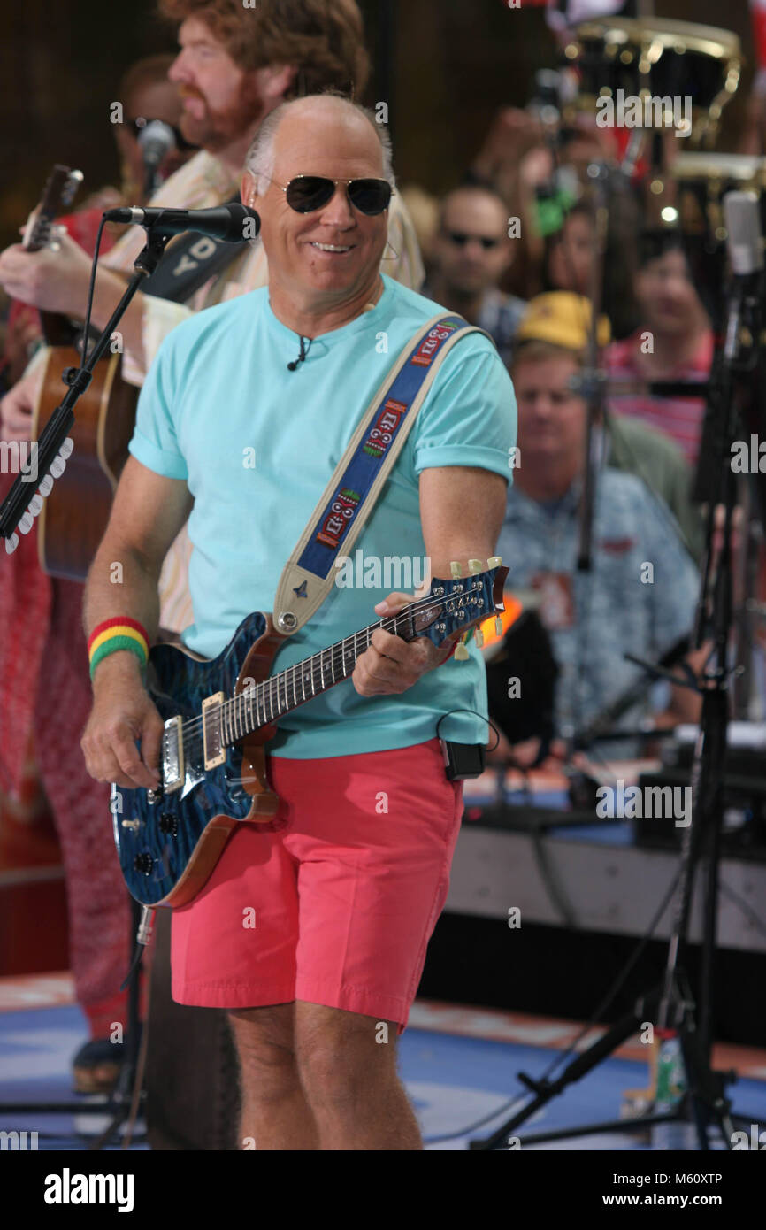 CelebrityArchaeology.com 2006 FILE PHOTO JIMMY BUFFETT Photo to By John Barrett-PHOTOlink. Photo ...