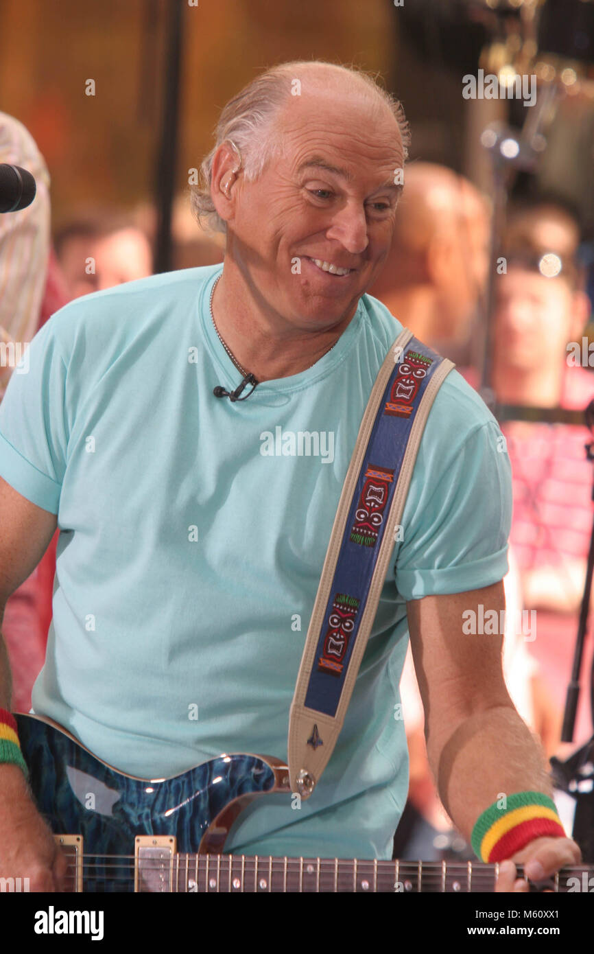 CelebrityArchaeology.com 2006 FILE PHOTO JIMMY BUFFETT Photo to By John Barrett-PHOTOlink. Photo ...