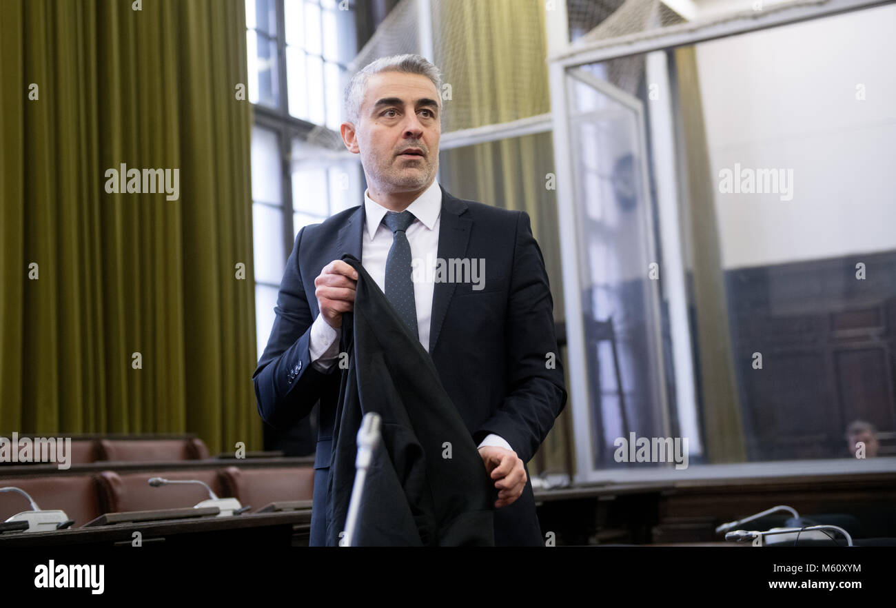 27 February 2018, Germany, Hamburg: Lawyer Mustafa Kaplan (Erdogan ...