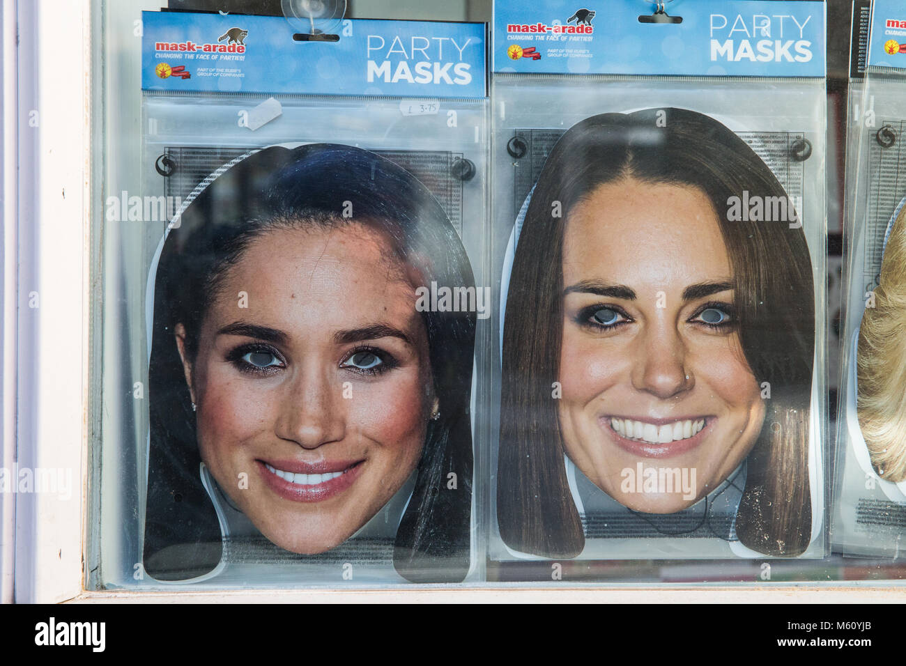 Meghan markle prince harry masks hi-res stock photography and images ...
