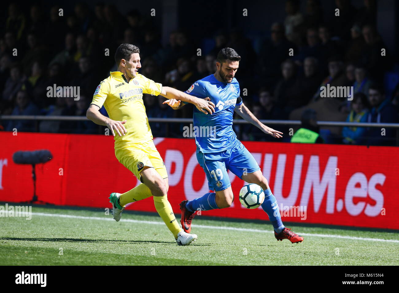 Villarreal, Spain. 25th Feb, 2018. (L-R) Daniele Bonera (Villarreal ...