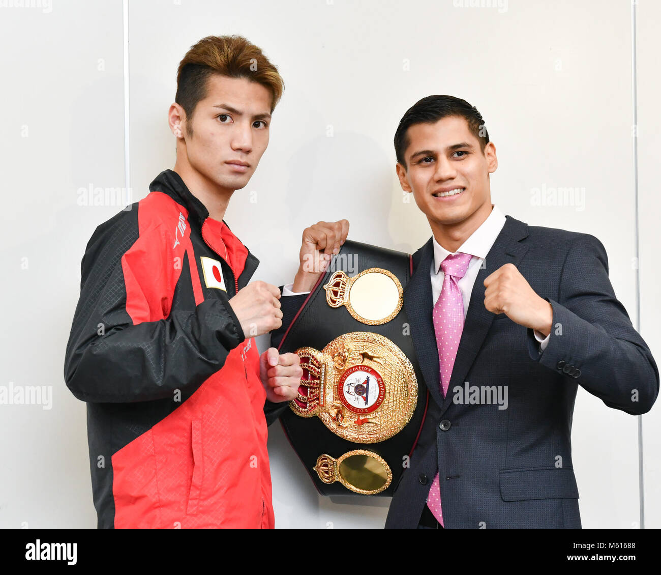 Tokyo, Japan. 27th Feb, 2018. (L-R) Ryo Matsumoto, Daniel Roman Boxing ...