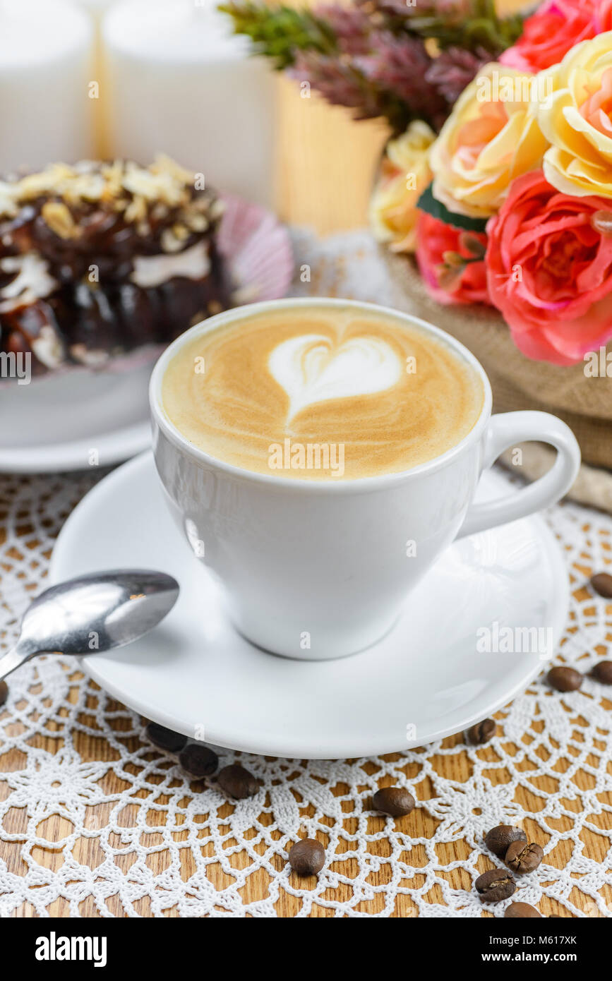 Cafe style cappuccino hi-res stock photography and images - Alamy