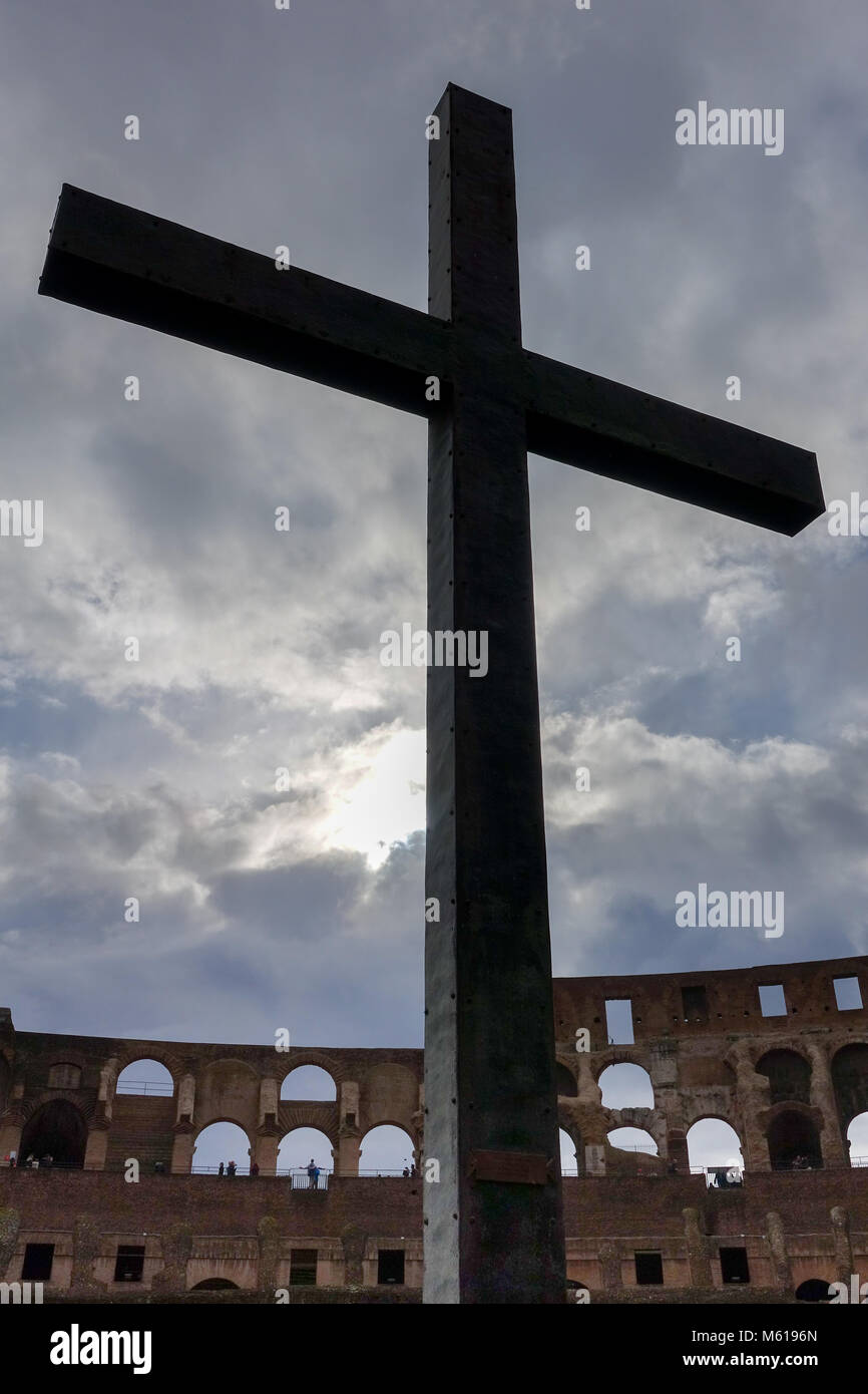 Cross placed in Colosseum to commemorate Christians who died there in ...