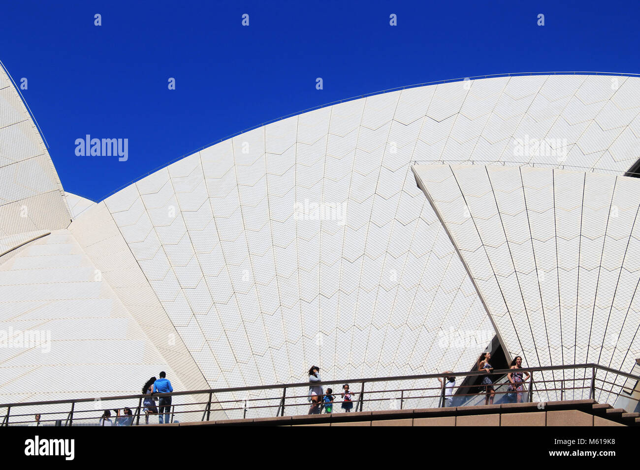 Sydney opera house in the sun Stock Photo - Alamy