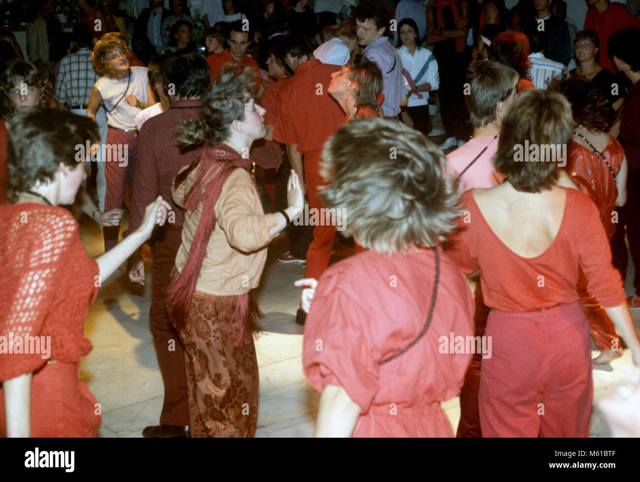 Guru bhagwan hi-res stock photography and images - Alamy