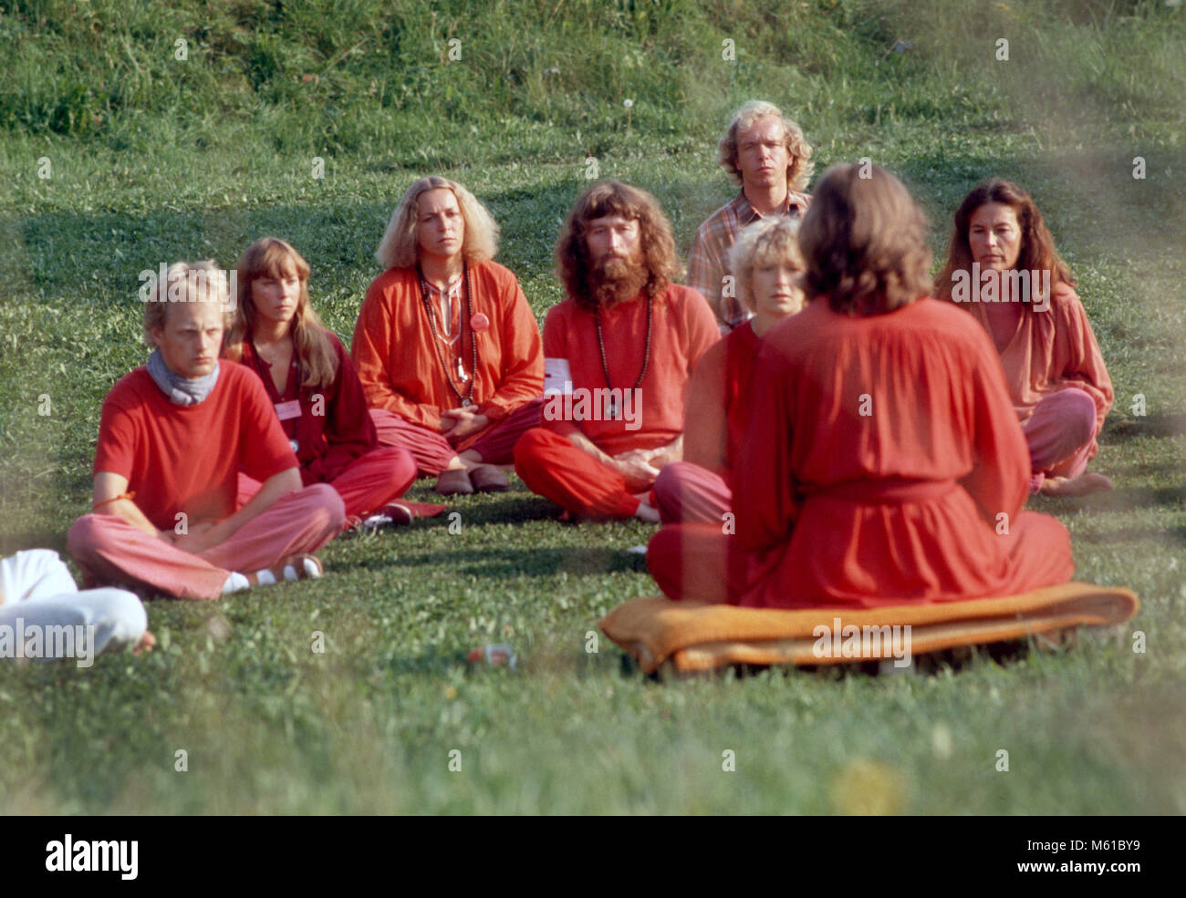 Sannyasins, follower of the Indian guru Bhagwan Shree Rajneesh, in the ...