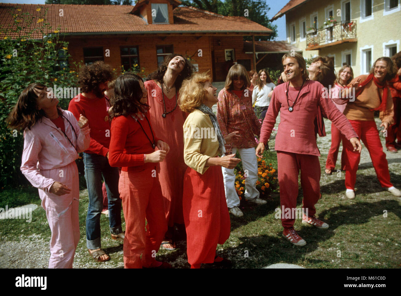 Sannyasins, follower of the Indian guru Bhagwan Shree Rajneesh, in the ...