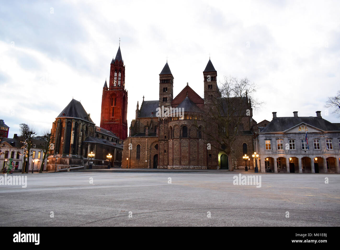 Saint servatius basilica hi-res stock photography and images - Alamy