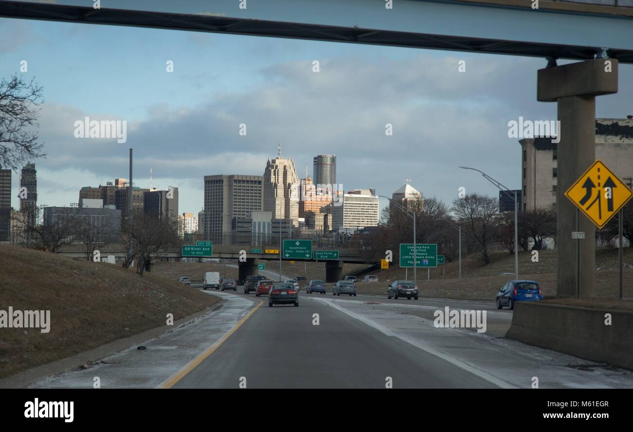Cars driving on the Interstate 96 on the 14.01.2018 in Detroit ...