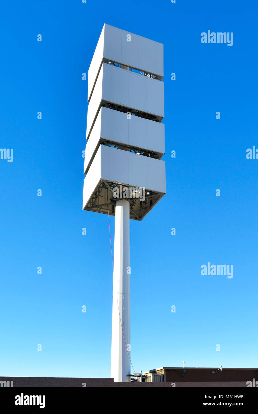 Cell phone tower hi-res stock photography and images - Alamy
