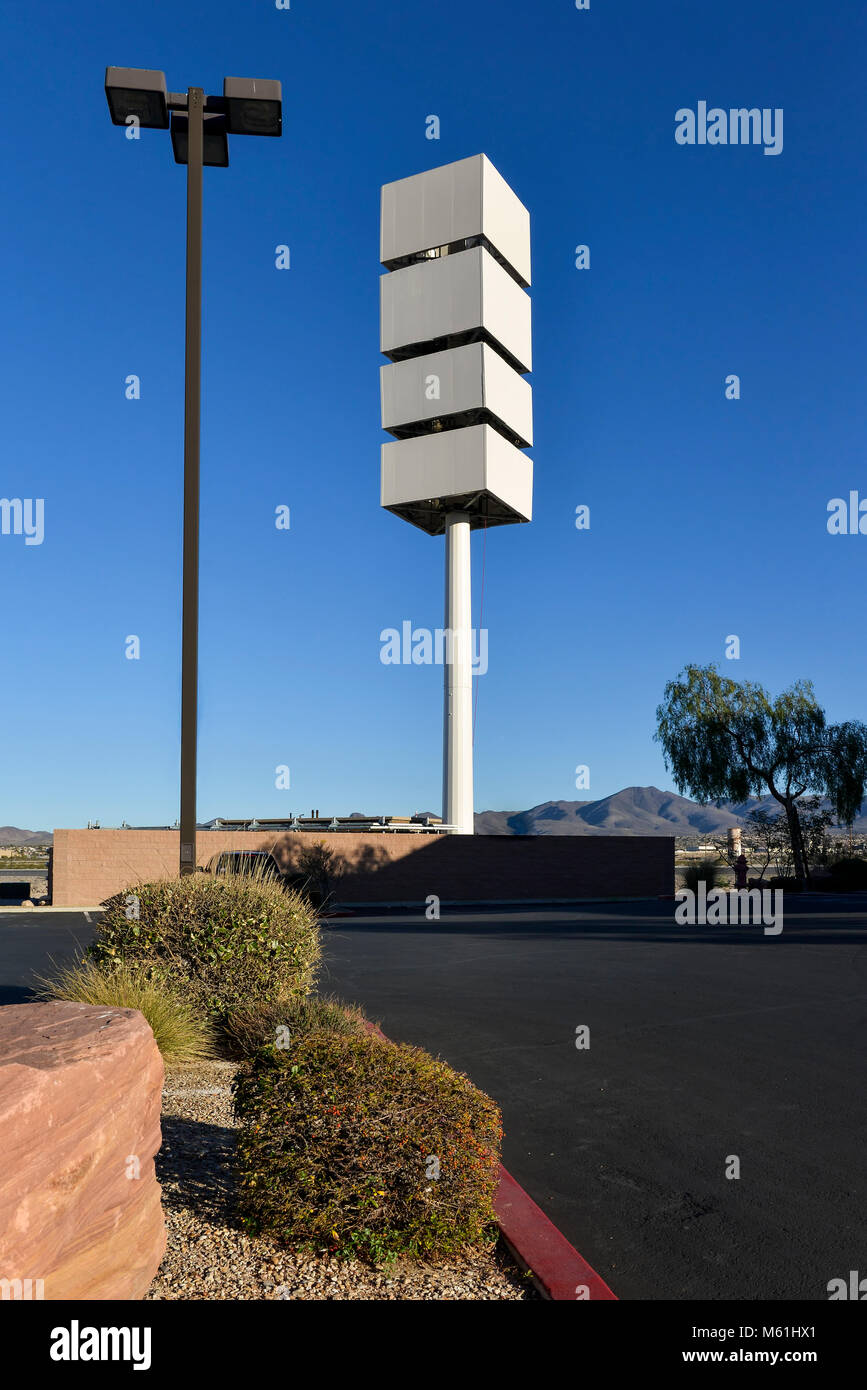 Cell phone tower hi-res stock photography and images - Alamy
