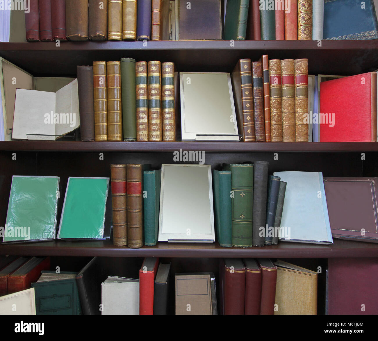 Hardcover binding hi-res stock photography and images - Alamy