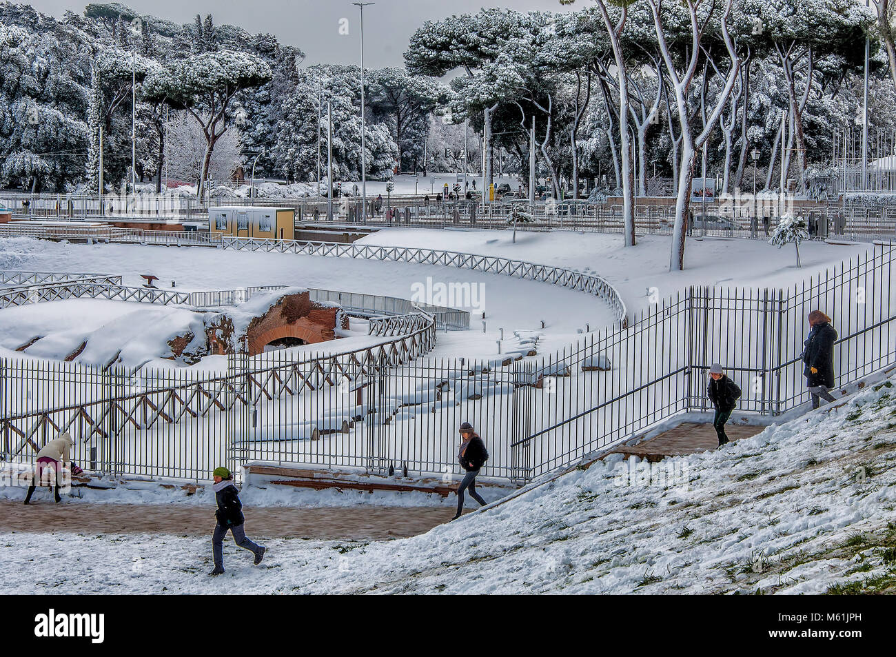 Rome with snow hi-res stock photography and images - Alamy