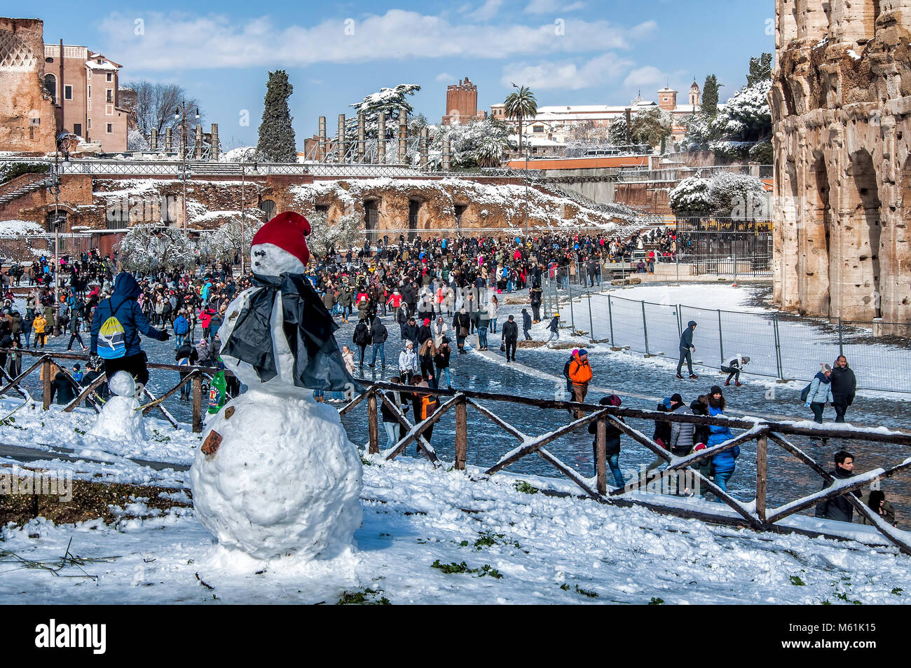 Colosseum and trees hi-res stock photography and images - Alamy