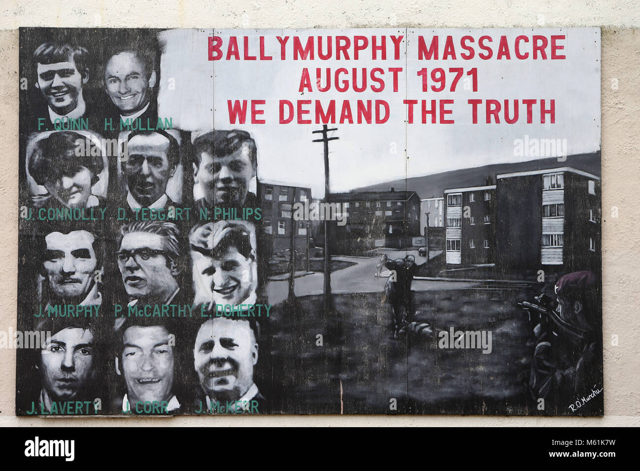 Ballymurphy west belfast hi-res stock photography and images - Alamy