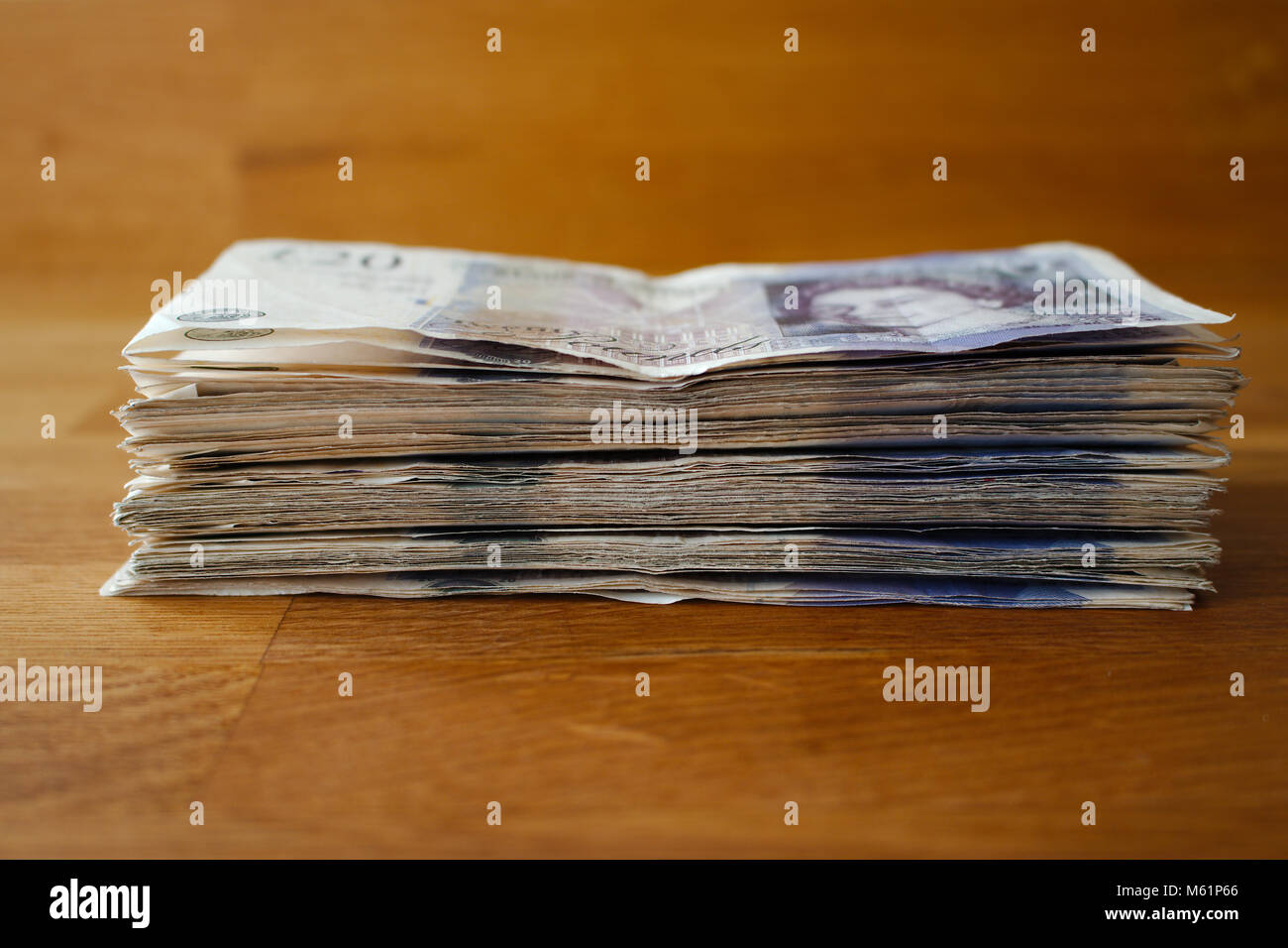 Money pile cash gbp hi-res stock photography and images - Alamy