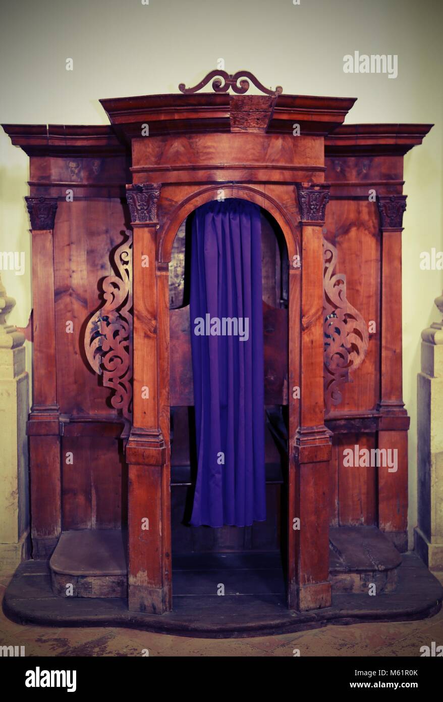 Confessional of a church hi-res stock photography and images - Alamy