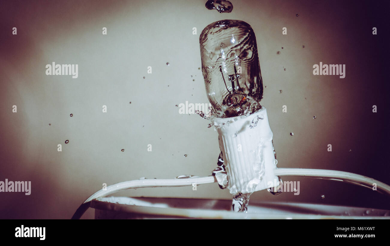 Drip bulb hi-res stock photography and images - Alamy
