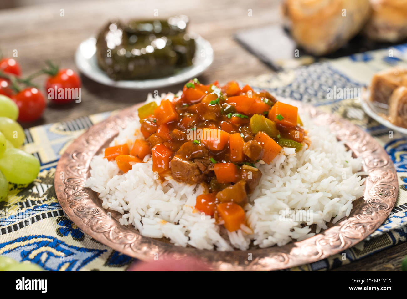 Indian curry with rice hi-res stock photography and images - Alamy