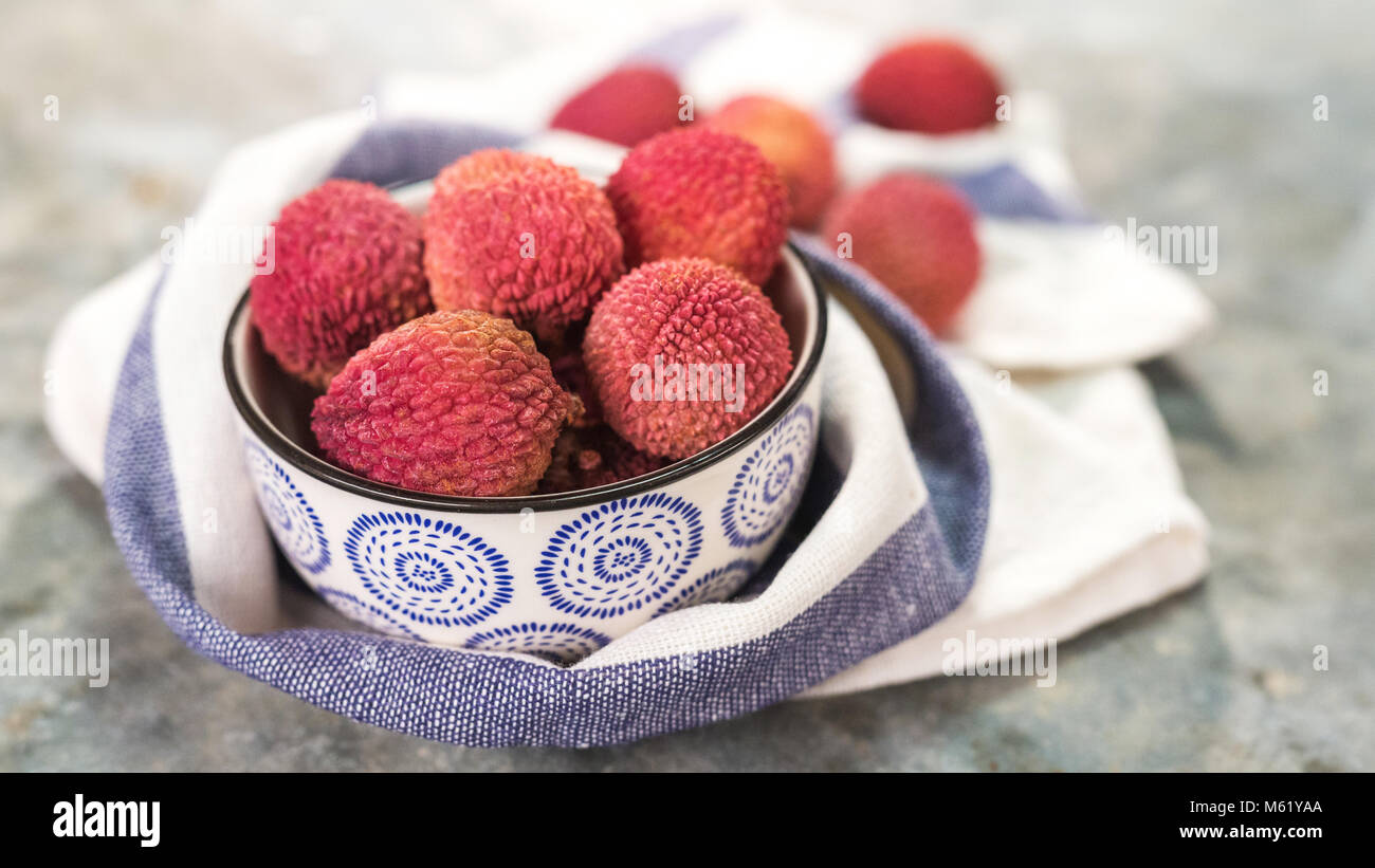 Fresh organic lychee fruit Stock Photo - Alamy