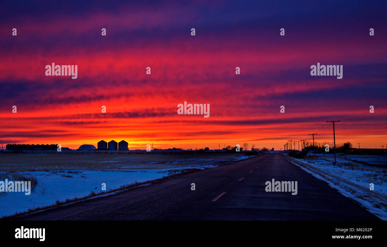 Saskatchewan Prairie Sunset rrural countryside colorful sky Stock Photo ...