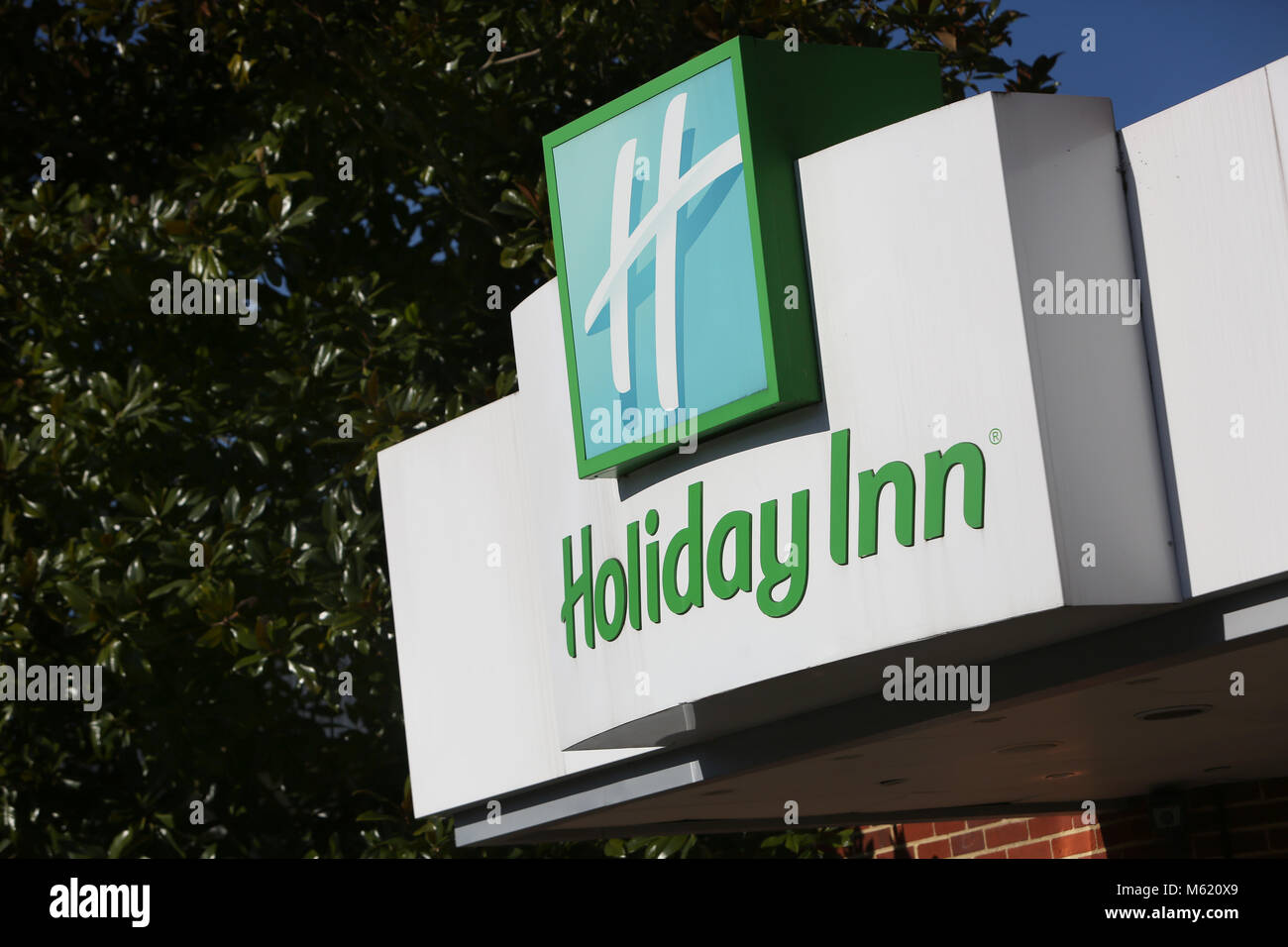 Basingstoke sign hi-res stock photography and images - Alamy