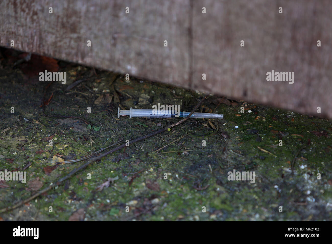 Hollow syringe hi-res stock photography and images - Alamy