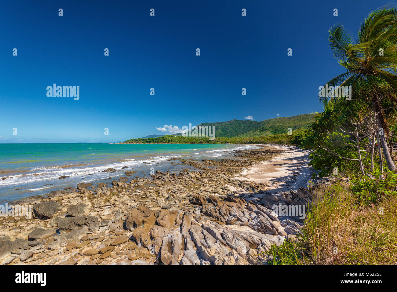 Ellis beach australia hi-res stock photography and images - Alamy