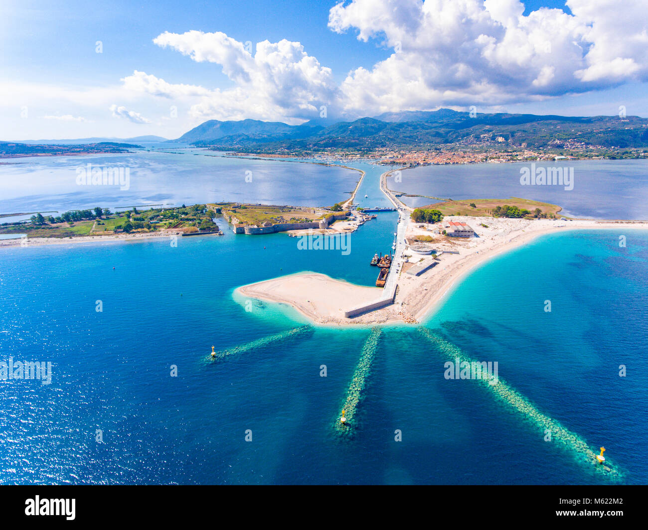 View floating swing bridge hi-res stock photography and images - Alamy