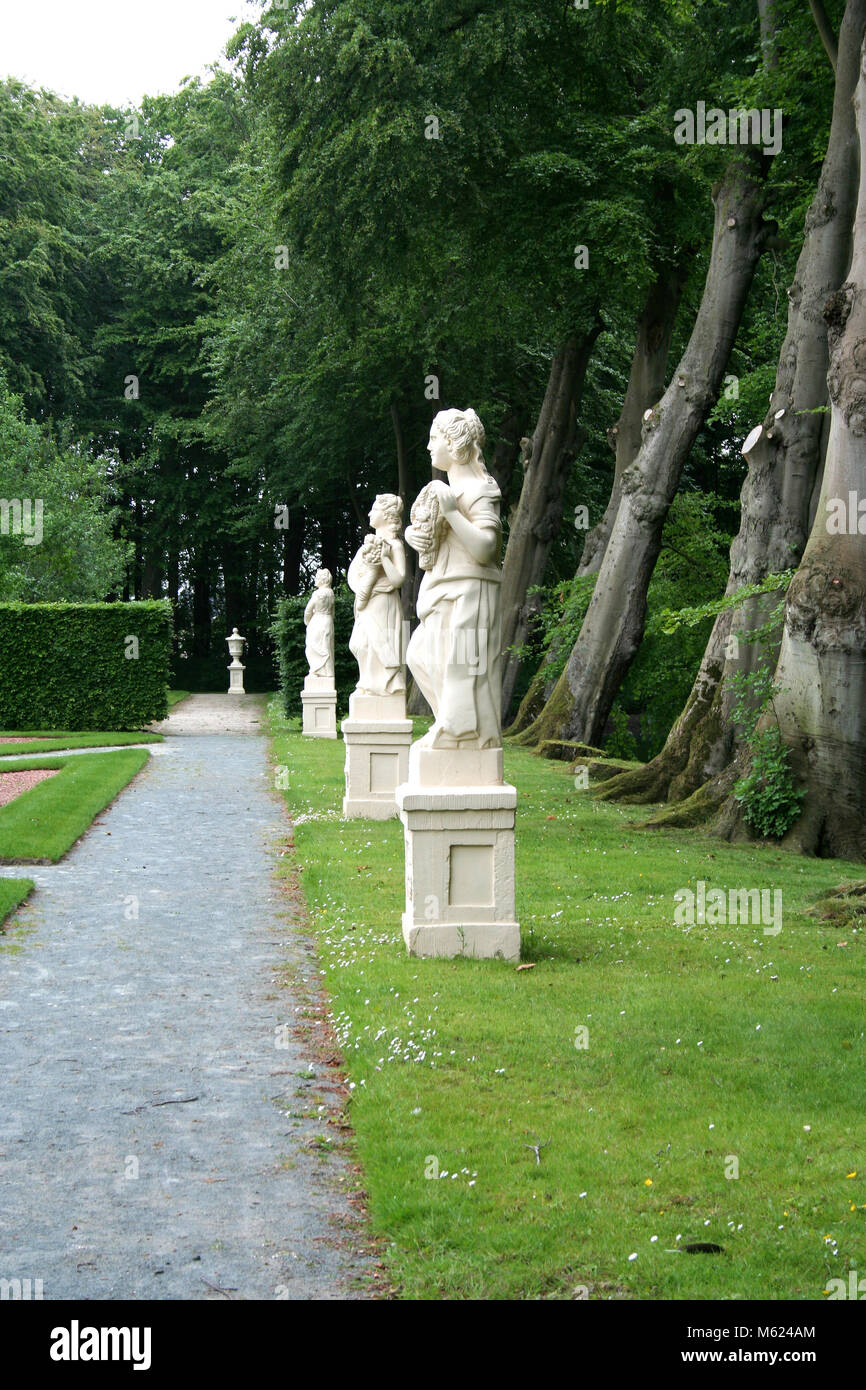 Netherlands,Groningen,Eemsmond,Hefshuizen,Uithuizen, june 2017: Garden ...