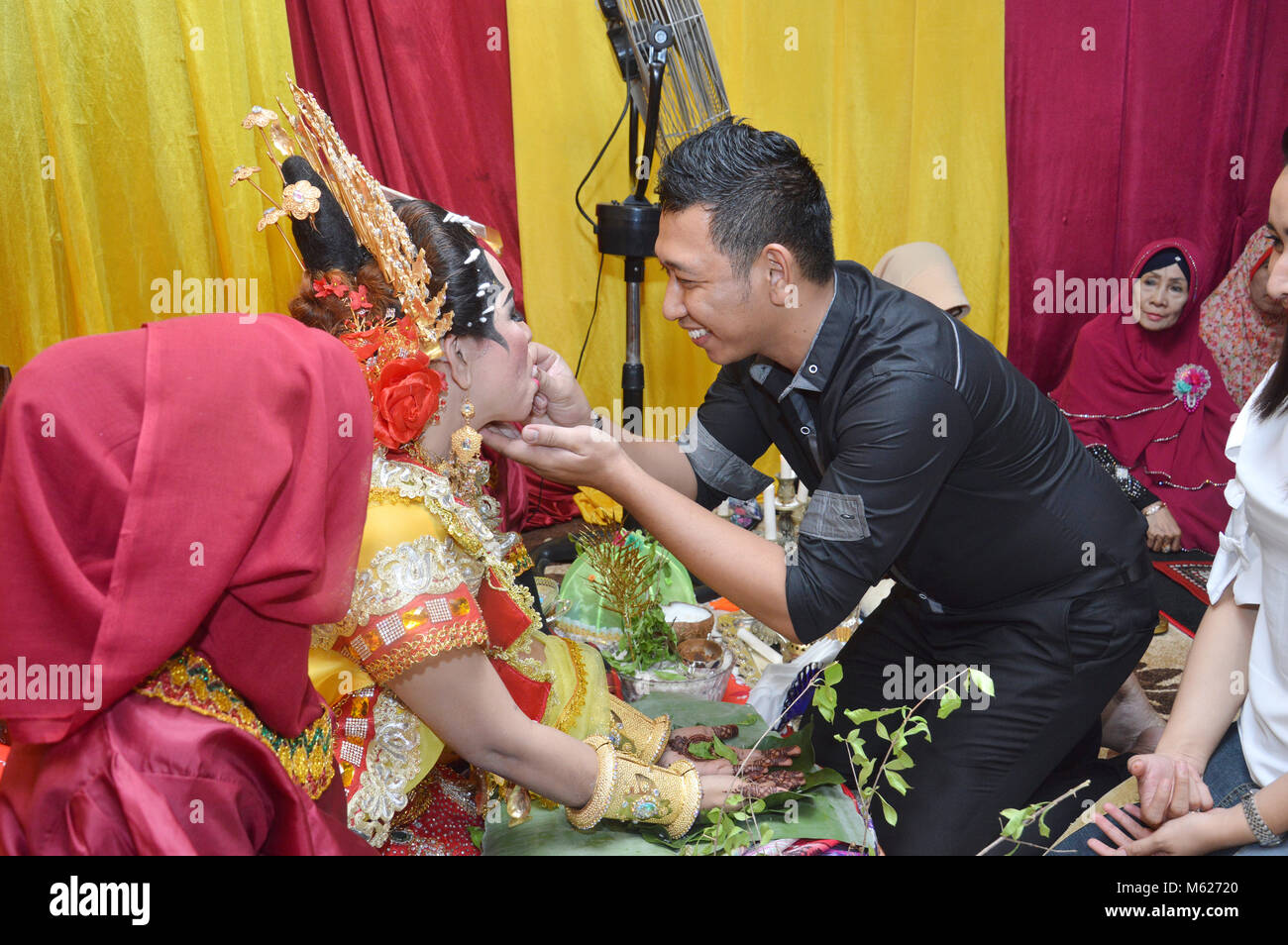 TARAKAN, INDONESIA - 19th March 2016 : "Mappacci" the traditional ...