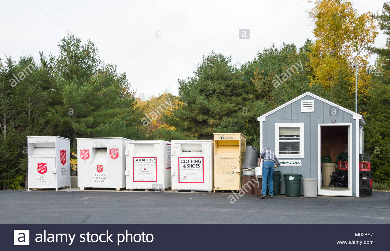 Community Recycling Center High Resolution Stock Photography and Images ...