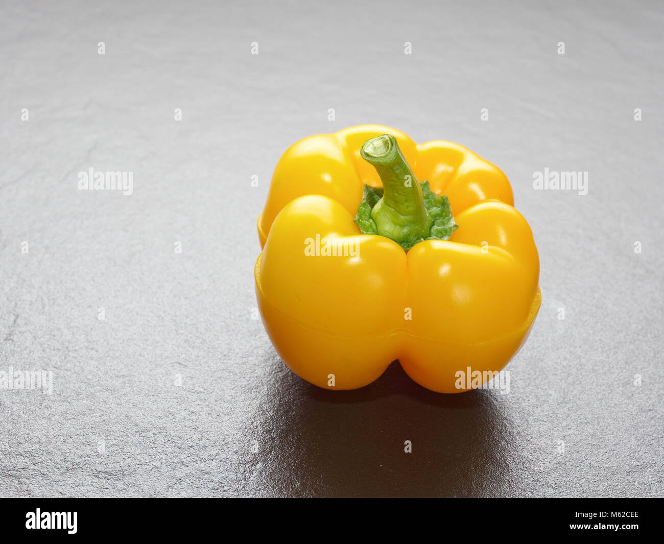 Middle piece hi-res stock photography and images - Alamy