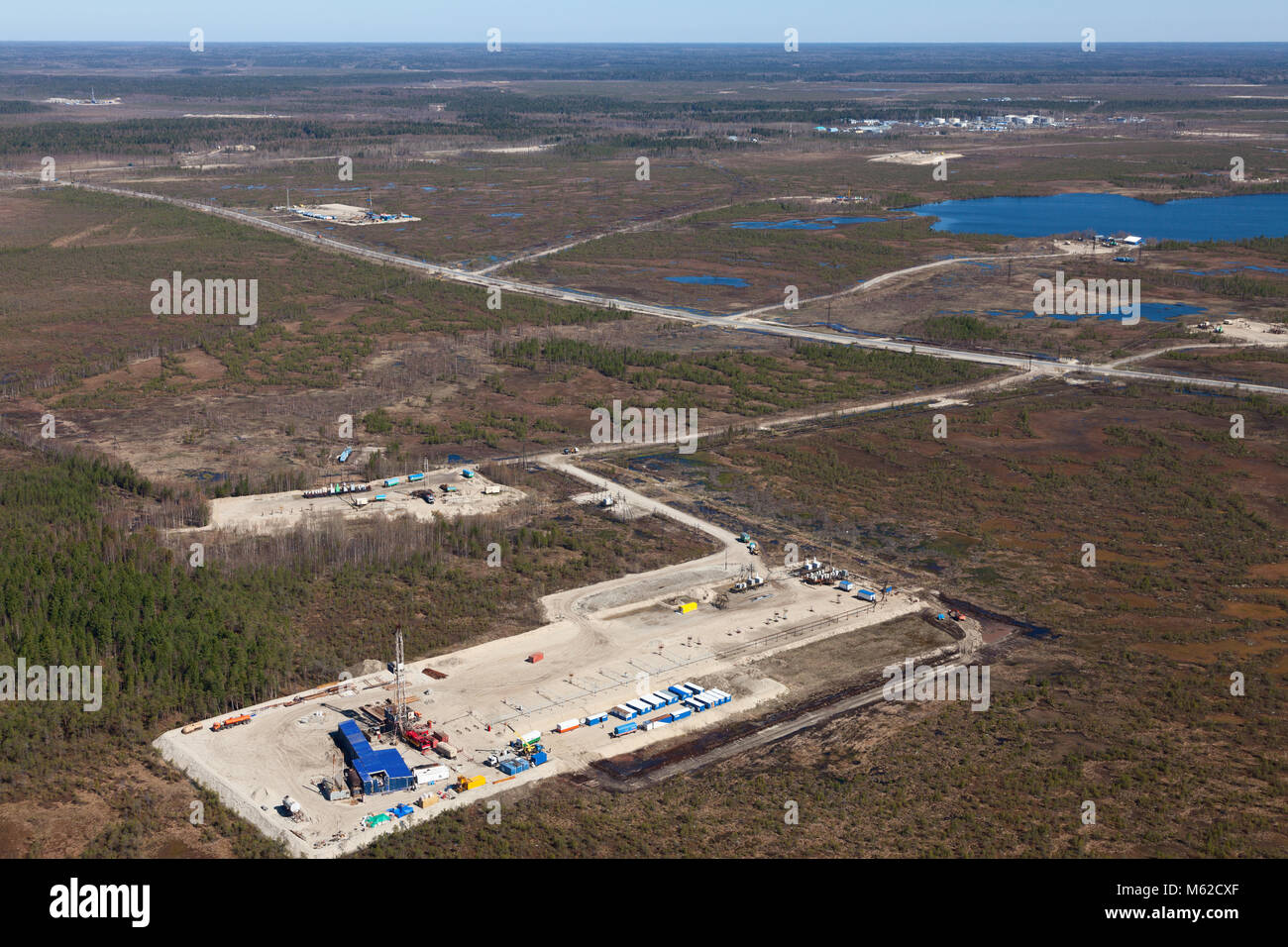 Oil field, top view Stock Photo - Alamy