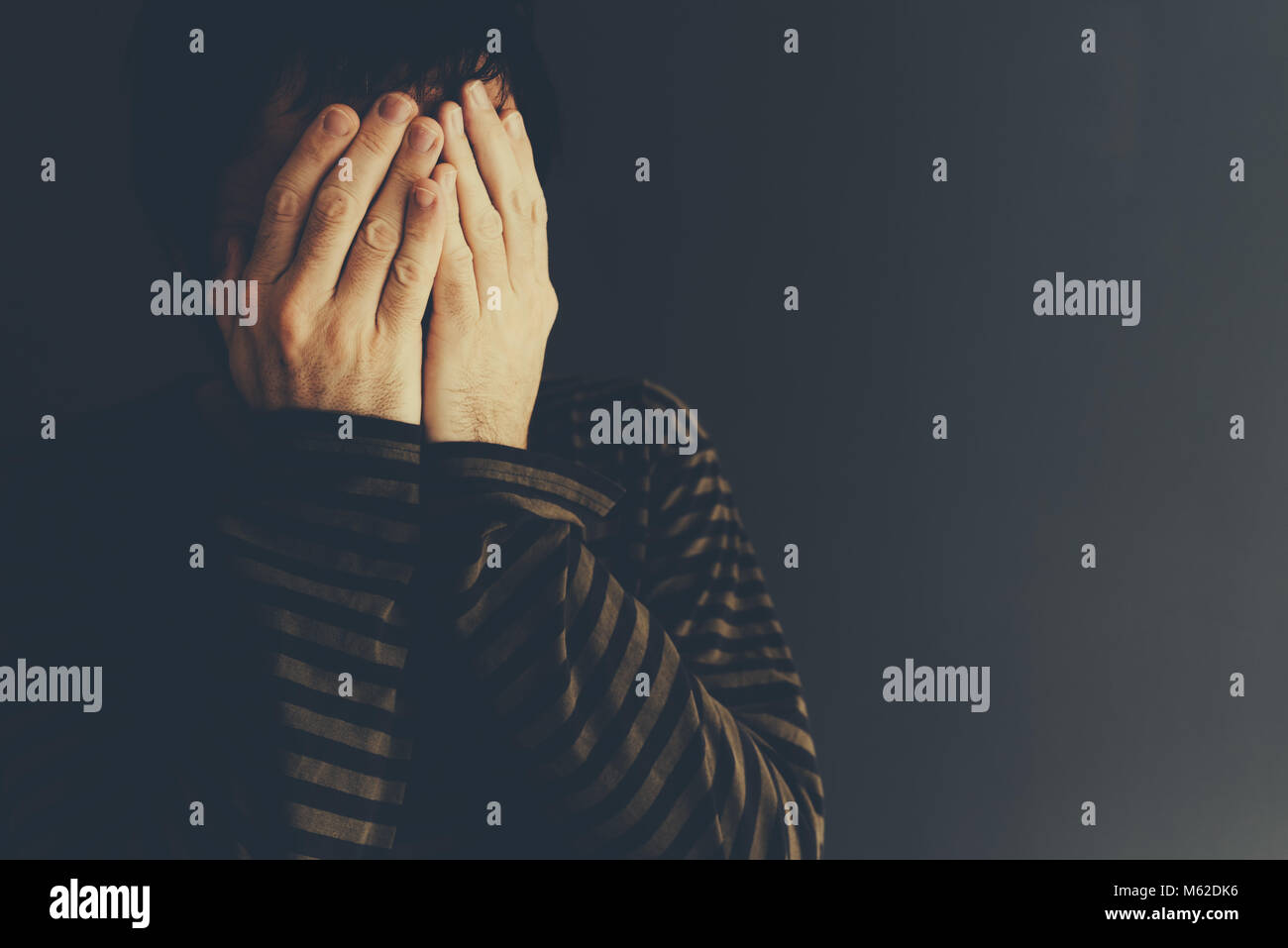 Desperate man hi-res stock photography and images - Alamy