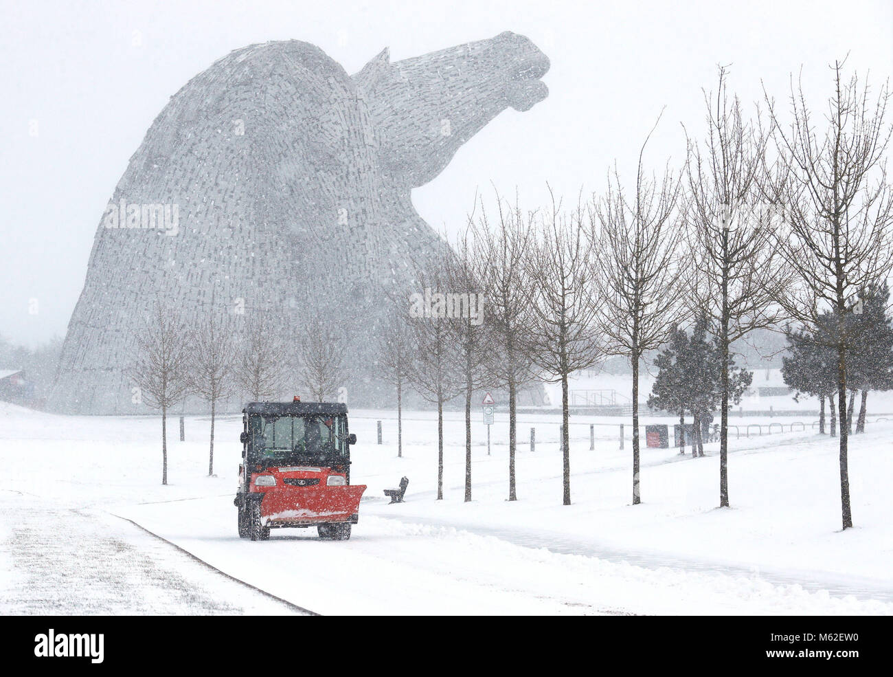Wintry weather disruption set hi-res stock photography and images - Alamy
