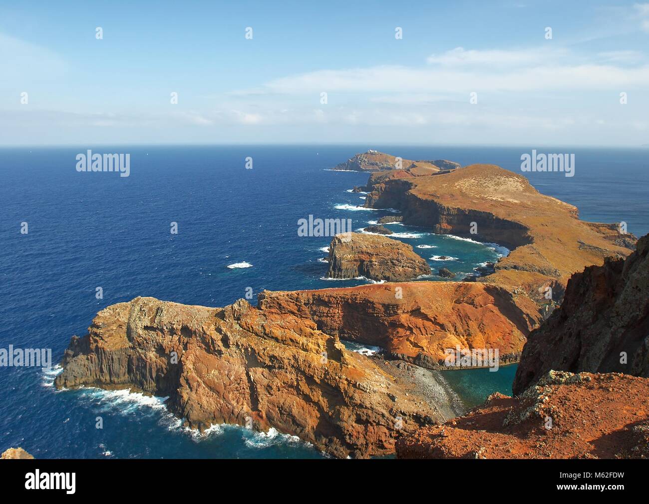 cliff and the atlantic ocean Stock Photo - Alamy
