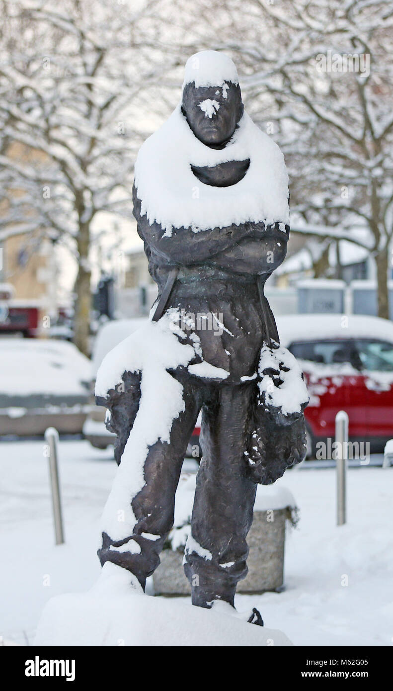 Snow covers a statue of Sir Ernest Shackleton in Athy, Co Kildare ...